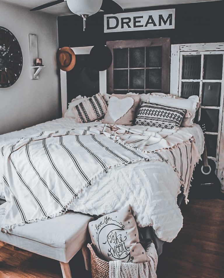 40 Best Cozy Bedroom Decor Ideas 2020 Page 29 Of 40 Martinaruby Com